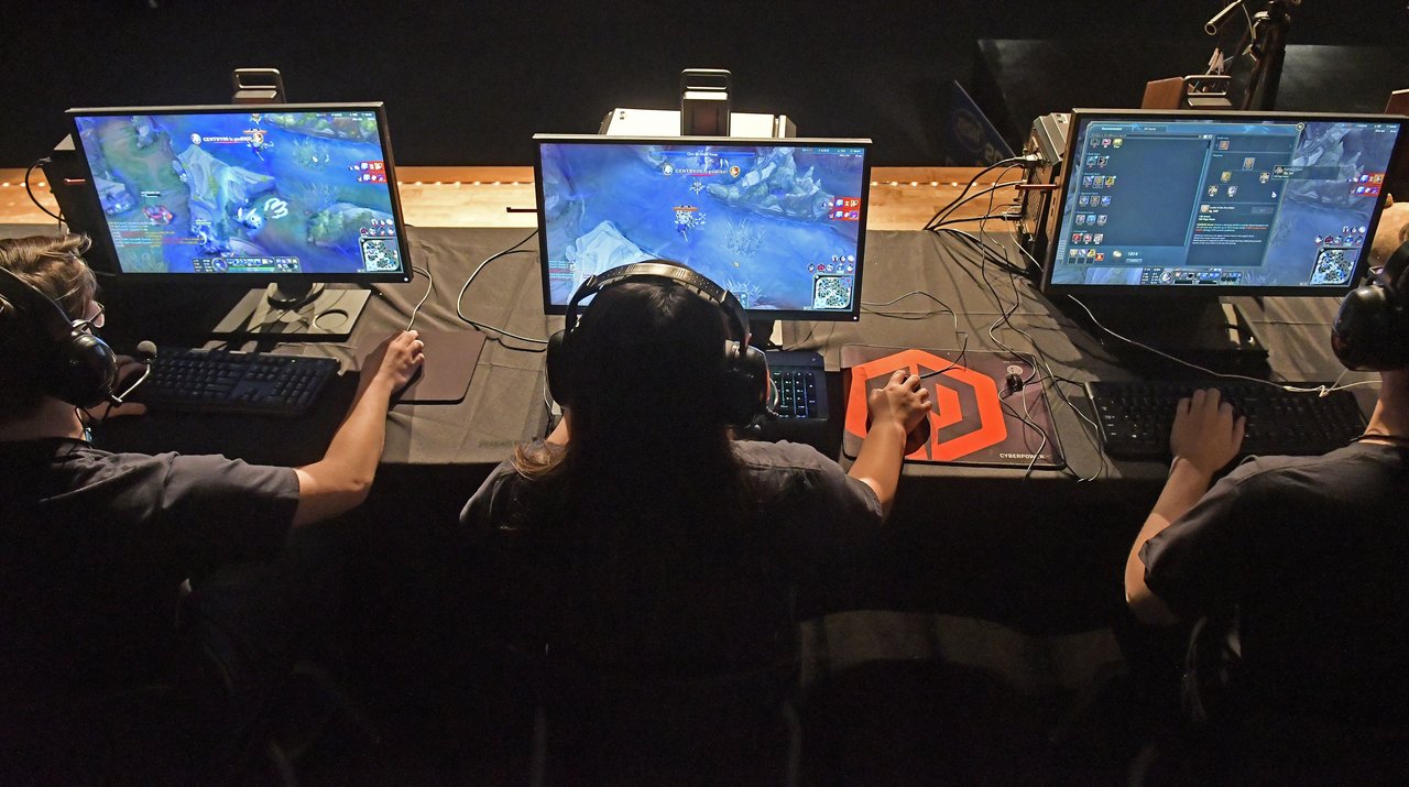 Esports EDU: Competitive Gaming in the K-12 Classroom | Filament Games